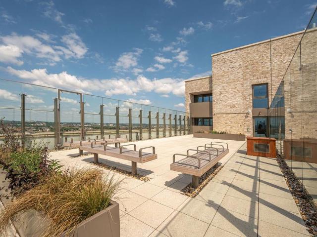 Apex Gardens, N15, Tottenham, London. 2 bed flat to rent £2,680 pcm £618 pw