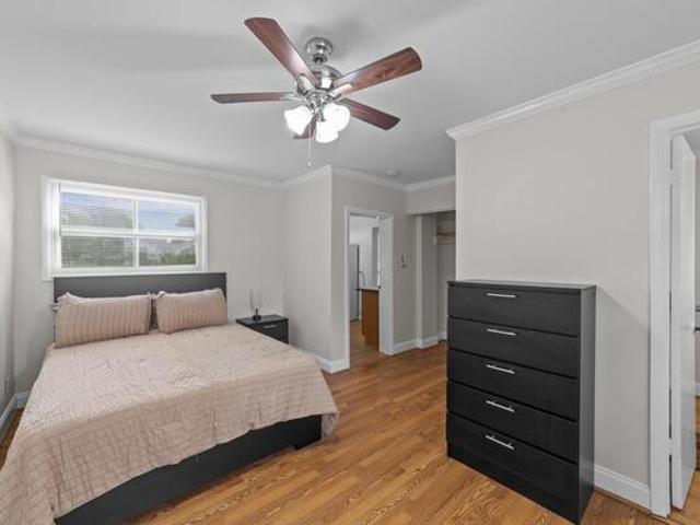 Apex Home, a 5 minute walk to transit stop or downtown Apex
