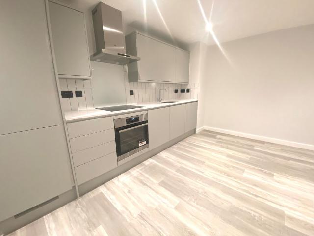 Apex Lofts, Birmingham B12, 1 bed flat to rent, £950 pcm | PrimeLocation