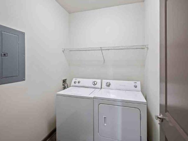 Apex West Midtown 3 Bedroom Apartment for Rent at 1133 Huff Rd Nw, Atlanta, GA 30318 Blandtown