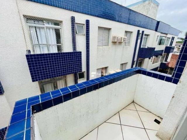 Apê próximo da Praia da Enseada no Guarujá