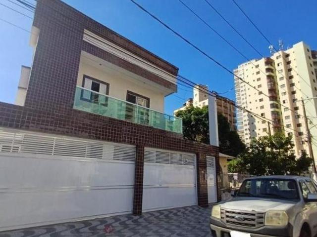 APENAS 140 METROS DA PRAIA CASA TÉRREA EM CONDOMÍNIO FECHADO!