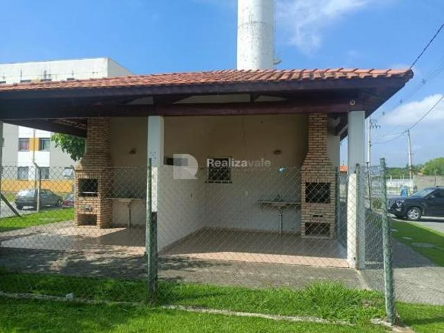 APENAS R$ 130 MIL! Apartamento de 2 Quartos com Garagem em Condomínio na Vila Bela!