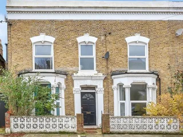 Appach Road, London, SW2 2HJ, United Kingdom | 4 bed house for rent #136497806 | Rentberry