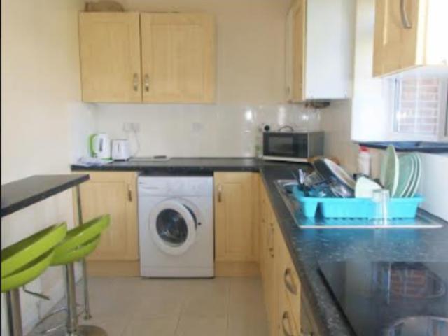Appealing double bedroom near the Wormwood Scrubs park Has a Room