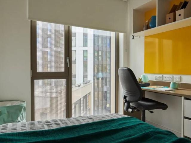 Appealing single ensuite bedroom in Wembley Park Has a Room
