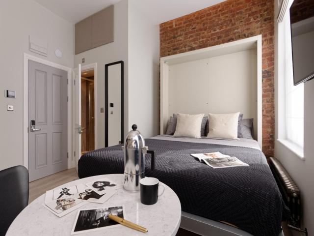 Appealing studio close to Gloucester Road Tube Has an Apartment