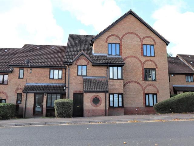 Apple Tree Close, Linslade LU7, 1 bed flat to rent, £875 pcm | PrimeLocation