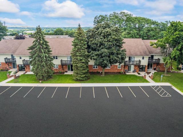 Apple Valley Associates LLC