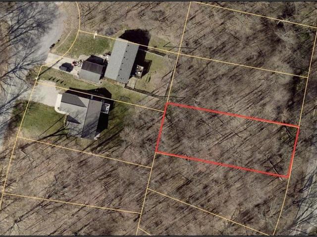 Apple Valley Dr, Howard, OH 43028