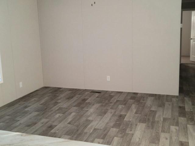 Apple Valley MHC 3 Bedroom Apartment for Rent at 10326 Old Leo Road, Fort Wayne, IN 46825