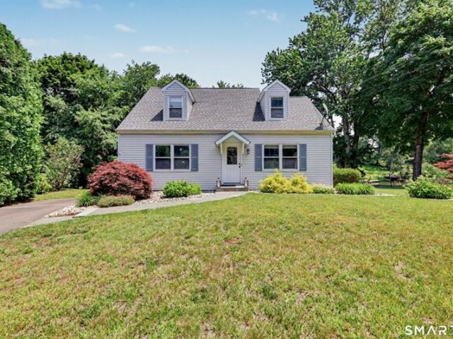 Apple Blossom Ln, Danbury, Home For Sale