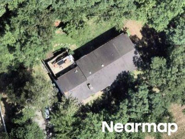 Apple Creek Ln