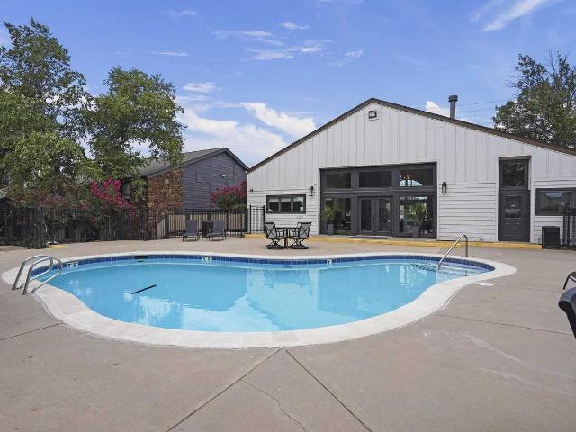 Apple Creek Stillwater 1 Bedroom Apartment for Rent at 1200 N Perkins Rd, Stillwater, OK 74075