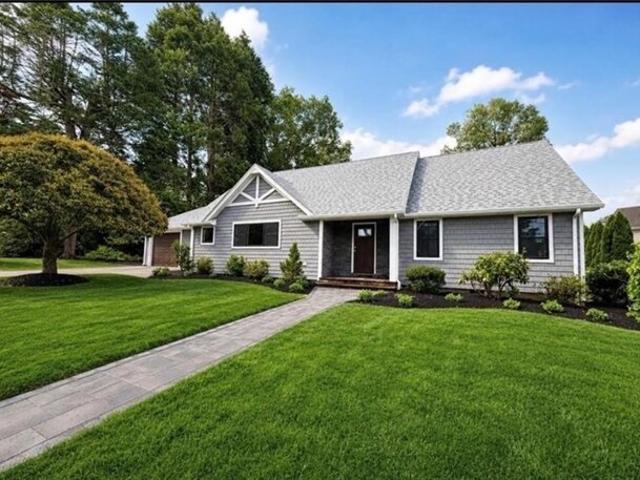 Apple Gate Rd, Cranston, Home For Sale
