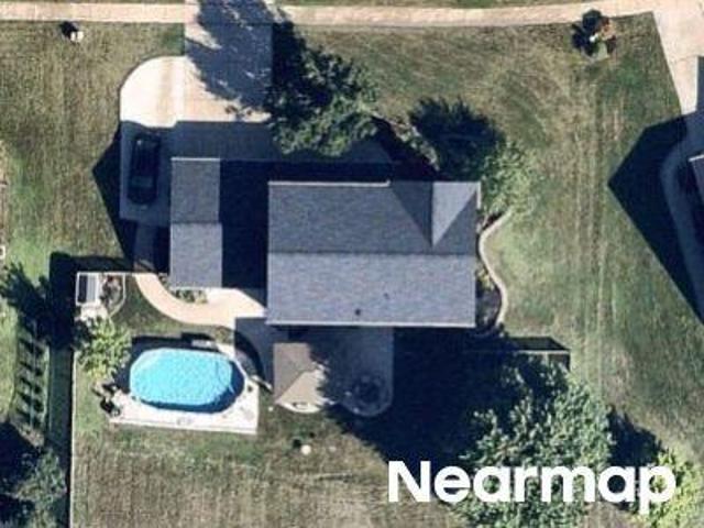 Apple Grove Ln