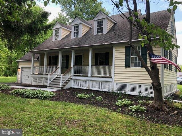 Apple St, Levittown, Home For Sale