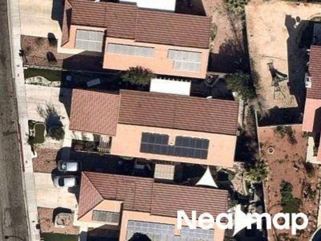 Applecrest St