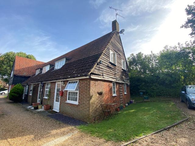 Applecroft Road, Welwyn Garden City AL8, 1 bed end terrace house to rent, £1,200 pcm | PrimeLocation