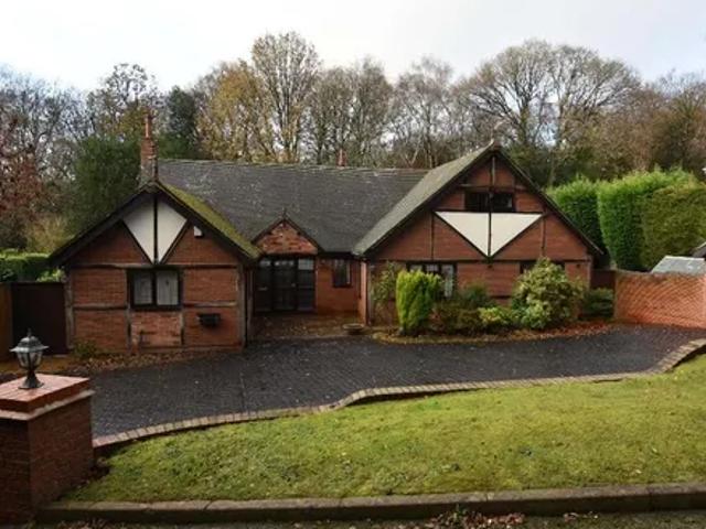 Applecross, Four Oaks, B74 2RD, United Kingdom | 4 bed house for rent #120877350 | Rentberry