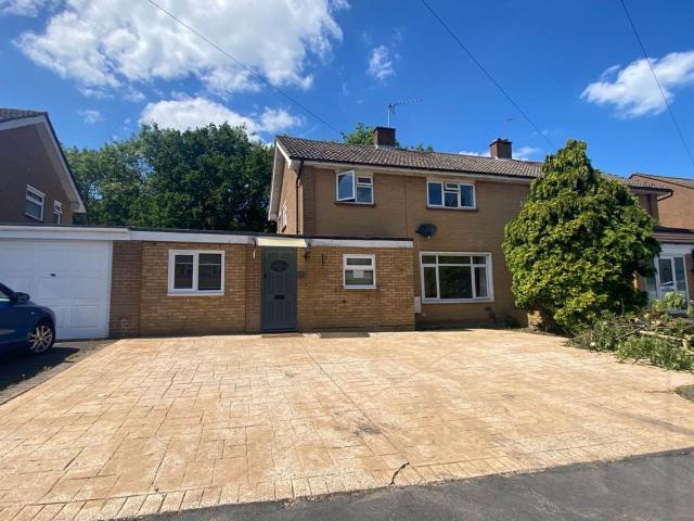 Applegarth Avenue, Guildford GU2, 6 bed terraced house to rent, £4,800 pcm | PrimeLocation