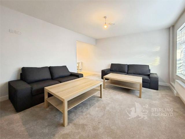 Applegarth Avenue, Guildford, Surrey, GU2 8LP