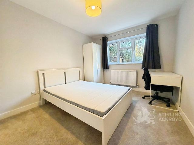 Applegarth Avenue, Guildford, Surrey GU2, Room to rent, £975 pcm | PrimeLocation