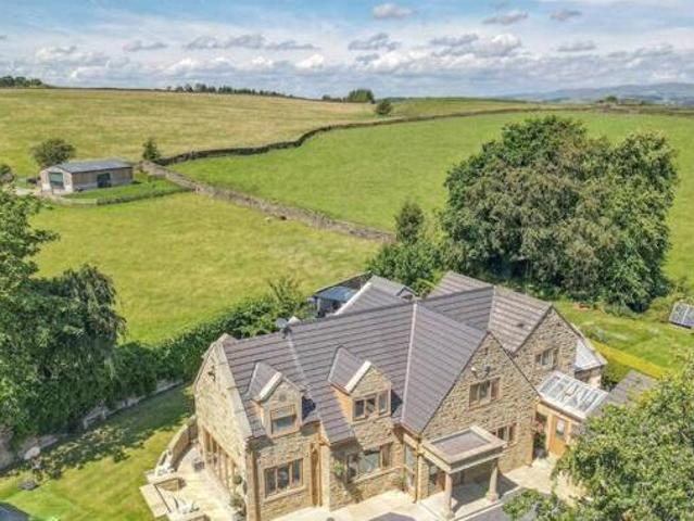 Applegarth, Beech Hill Road, 4 Bedroom Detached