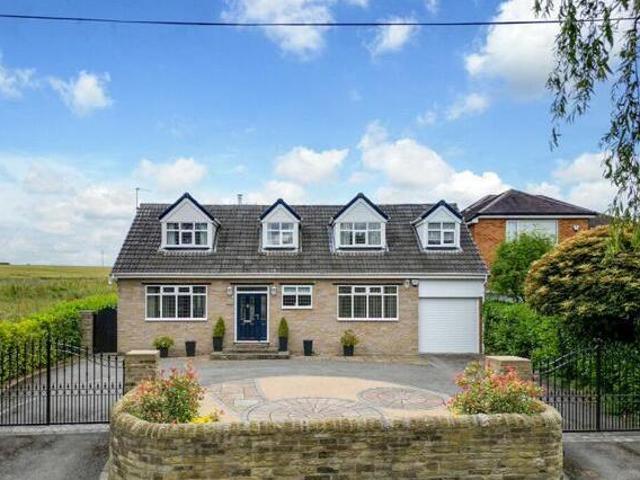 Applehaigh Lane, Notton, 5 Bedroom Detached