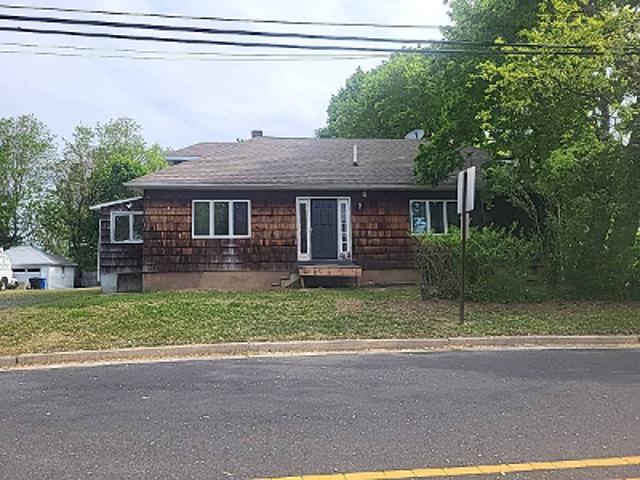 Appleton Ave