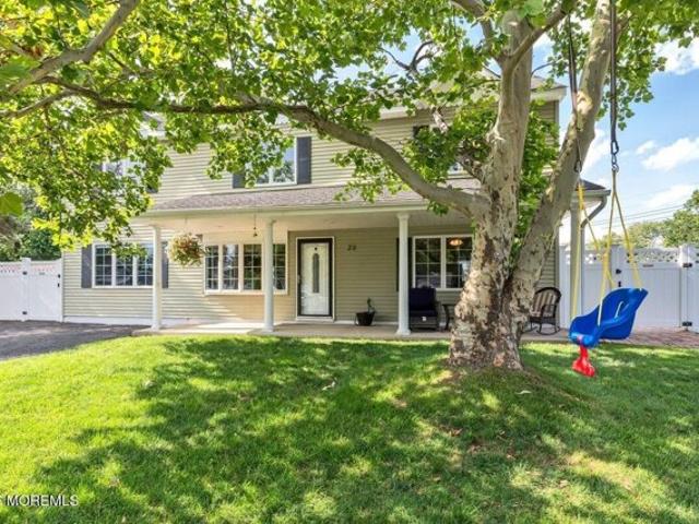 Appleton Dr, Hazlet, Home For Sale