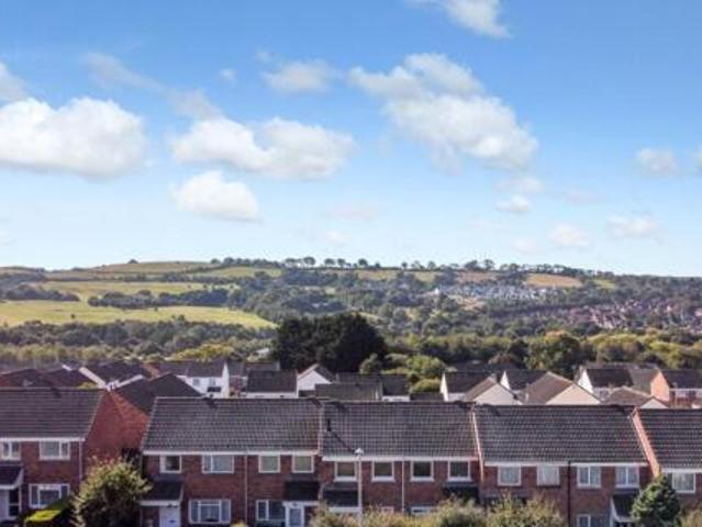 Appletree Close, Barnstaple, 2 Bedroom Semi detached