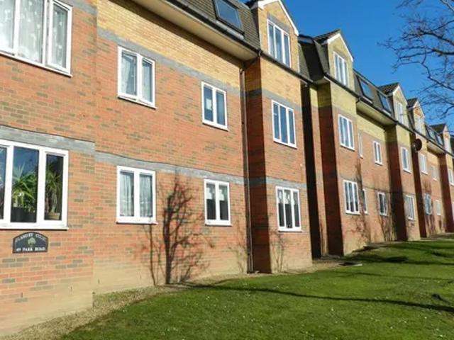 Appletree Gardens, London, EN4 9TE, United Kingdom | Studio apartment for rent #139266315 | Rentberry