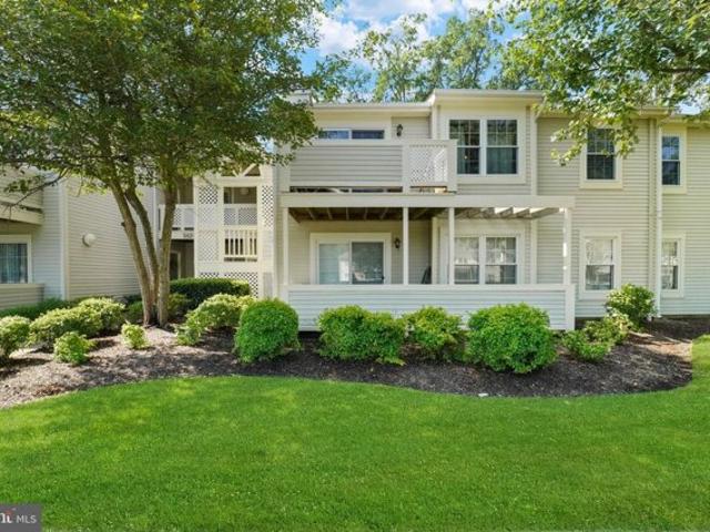 Applewood Ct, Howell, Condo For Sale