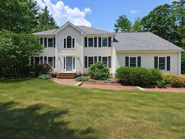 Applewood Rd, Norfolk, Home For Sale