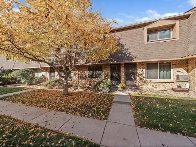 Applewood Village Townhome