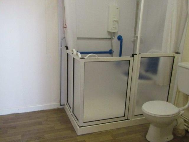 Apply Online – Studio Flat, Over 55’s. Hanover Norton – suitable for 1 person