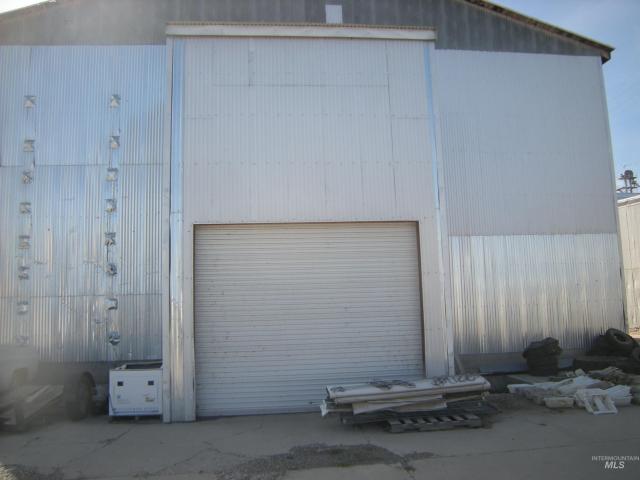 Appr. 401 Main St. Lots 13,14,15 Blk 5