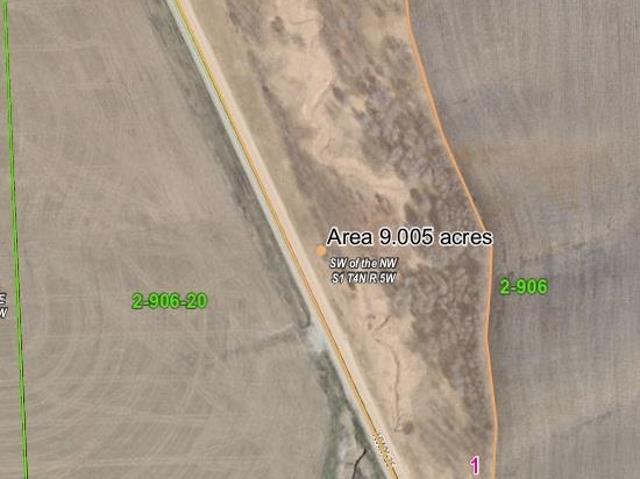 Approx 9 acres Highway 35/61