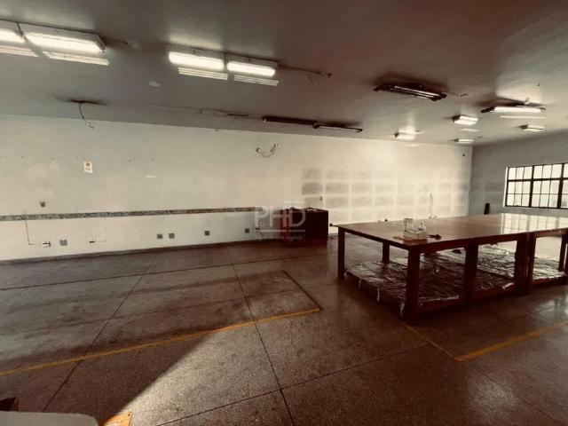 Apresentamos um excelente prédio comercial localizado na Avenida Continental, em São Bernardo do Cam
