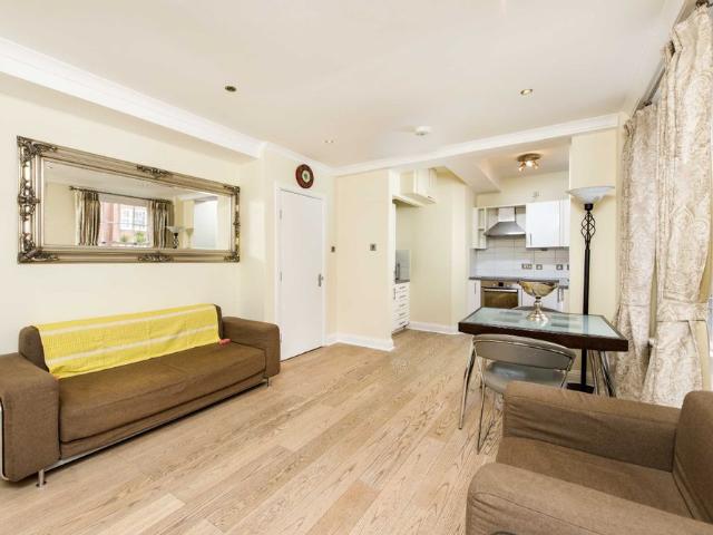 Apsley House, 23/29 Finchley Road, NW8