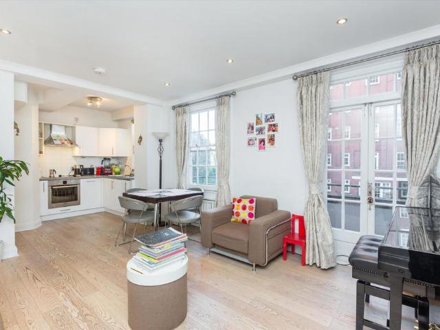 Apsley House, 23 29 Finchley Road. 2 bed flat to rent £3,519 pcm £812 pw
