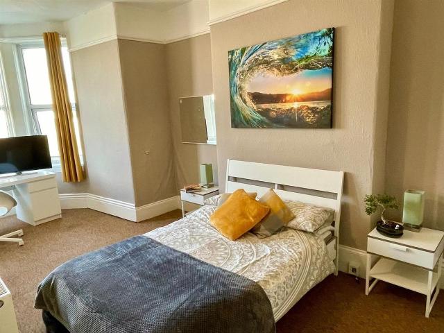 Apsley Road, Plymouth PL4, 8 bed property to rent, £494 pcm | PrimeLocation
