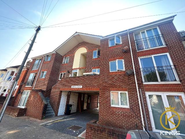 Apsley Road, Southsea PO4, 2 bed flat to rent, £1,250 pcm | PrimeLocation