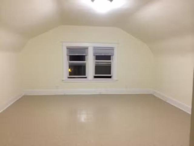 Apt. 3 @ 57 W. Sidney Ave. Mt. Vernon, NY 10550 57 W Sidney Ave