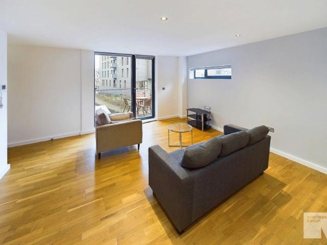Apt 3.09 Flint Glass Wharf
