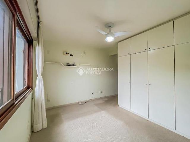 Apartamento 3 dormitórios 1 suíte sacada, 1 vaga. Andar alto, Bela Vista