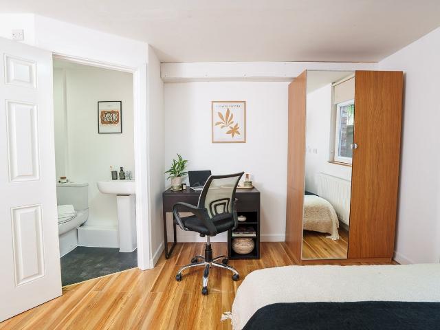 Apt 3C, 19 Regent Park Terrace #477201 LS6, Room to rent, £619 pcm | PrimeLocation