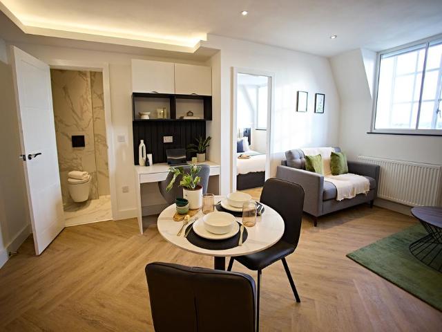 Apt 0108, Live Oasis Eastgate, 1. 1 bed apartment to rent £1,249 pcm £288 pw