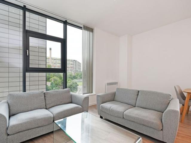 Apt 101 The Gateway, Sheffield S2, 2 bed flat to rent, £975 pcm | PrimeLocation